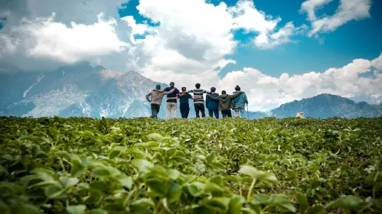 How to Plan a Corporate Team Outing in India | Passport Lifestyles